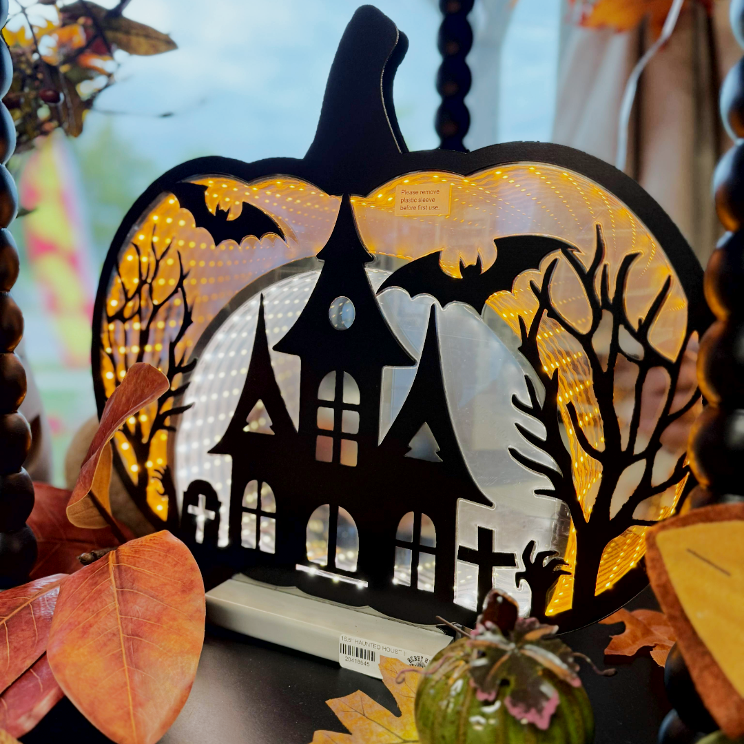 16" Pumpkin with Bats Infinity Light — Berry Hill